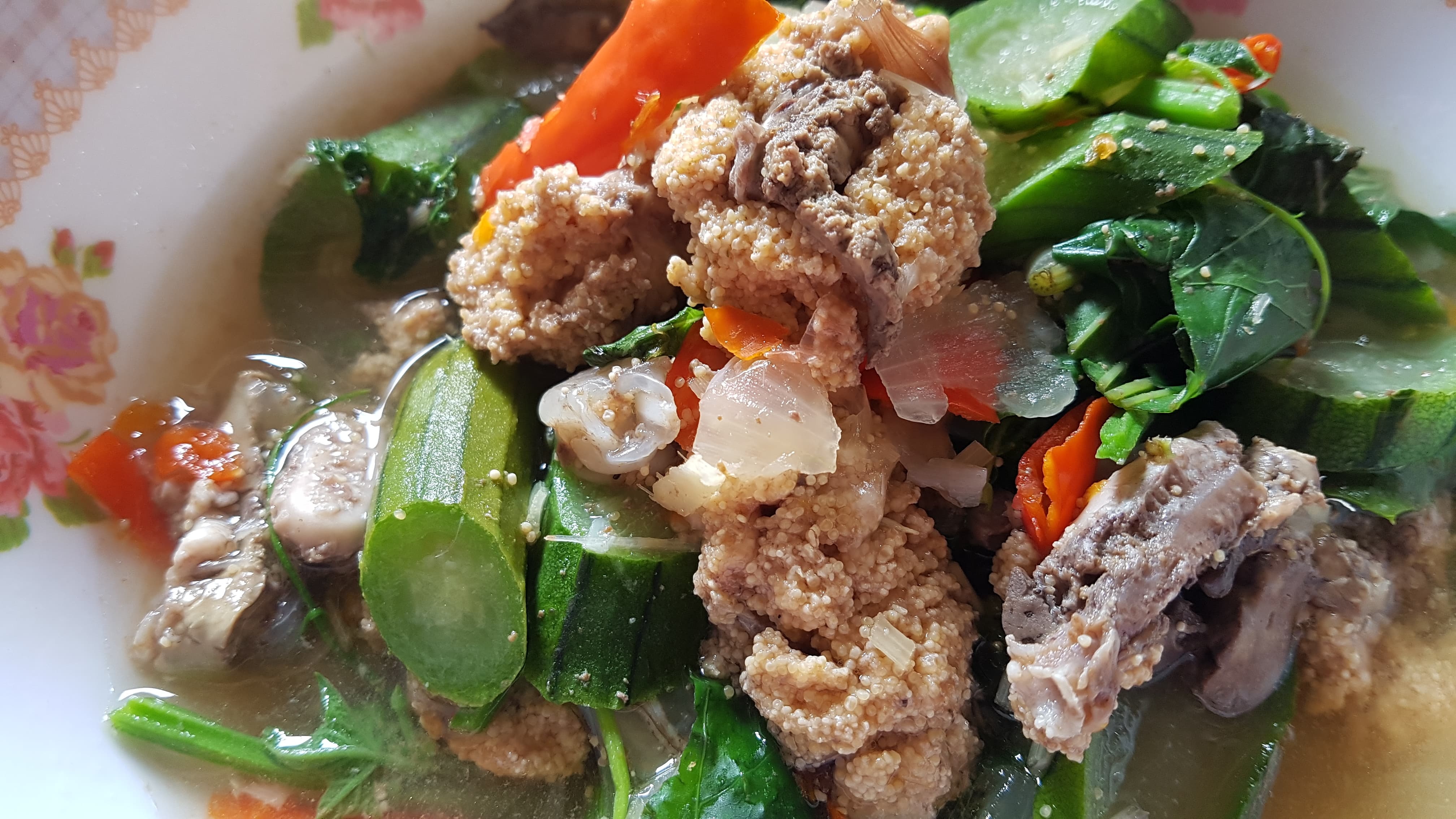แกงอ่อมไข่ พุงปลากระสูบ